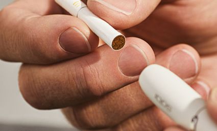 Tobacco stains on fingers | IQOS UK