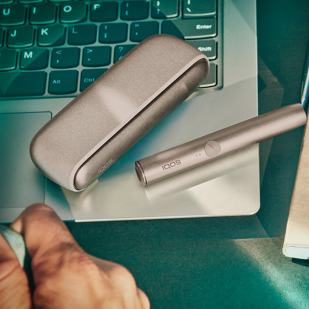 Buy Pebble Beige IQOS lLUMA – the new heating tobacco devices | IQOS UK